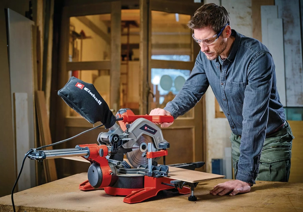 Einhell Scie à onglets radiale – TE-SM 8 L Dual – Ø 216 mm – laser ...